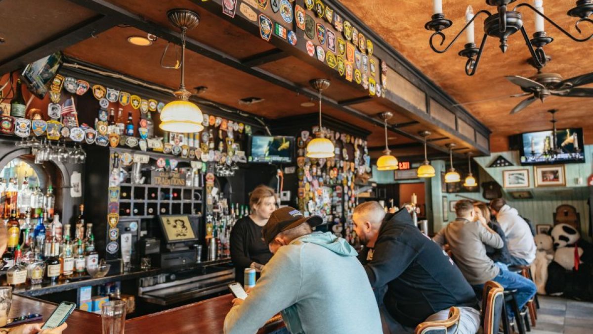 Boston Crawling | Historic Pub Crawls in Boston, MA